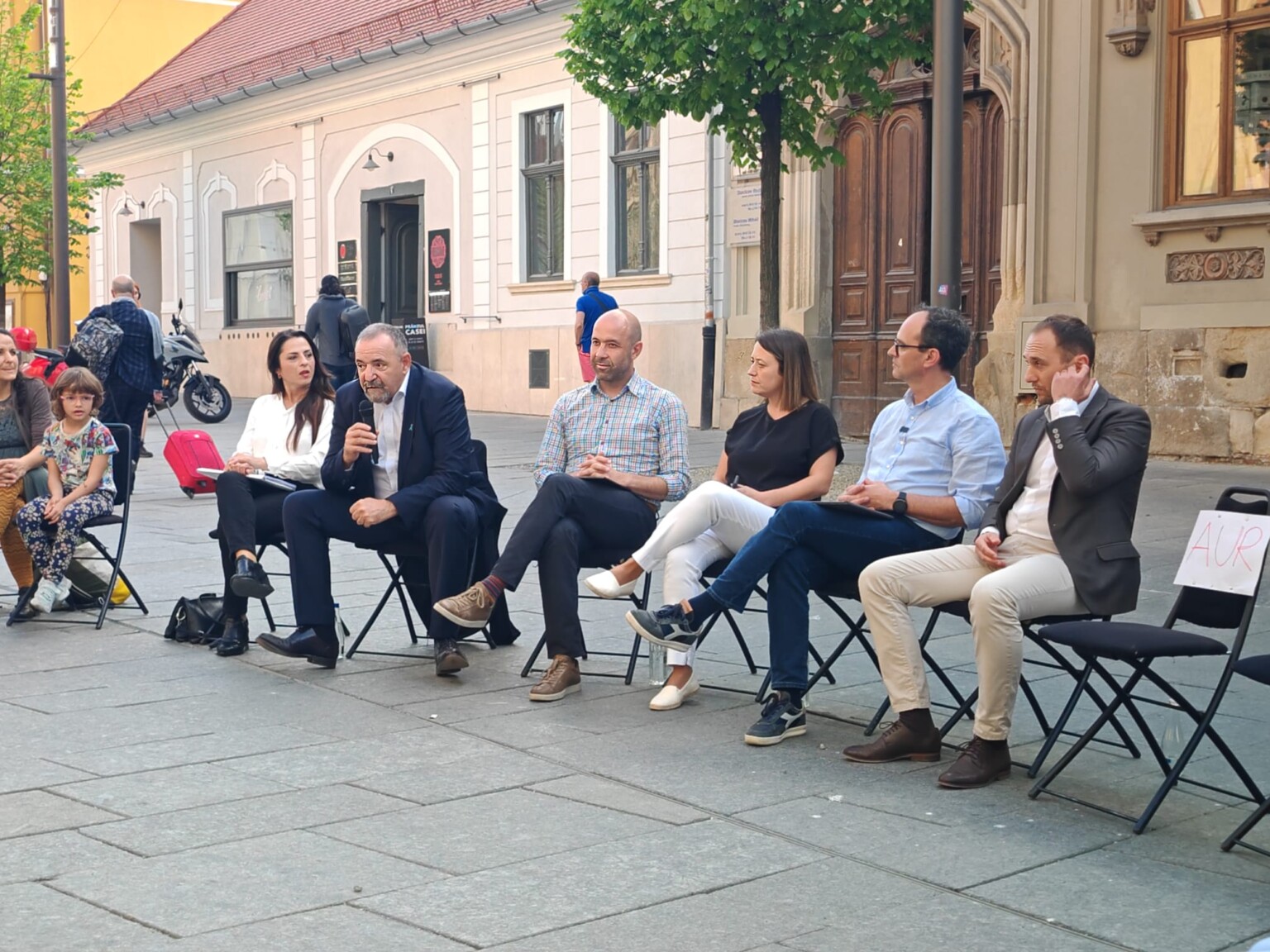 Clujul alege, dezbatere electorală în aer liber la Cluj-Napoca